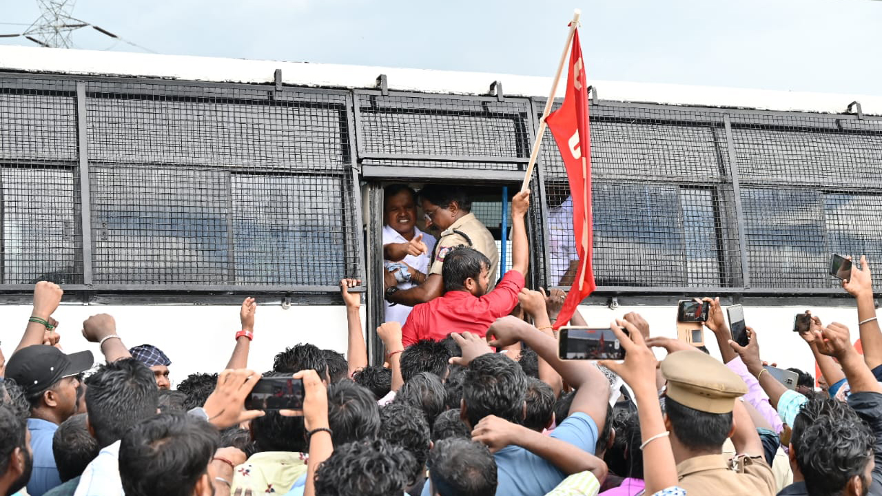India: Samsung Strike Completes 1 Month Amid Rising State Repression ...