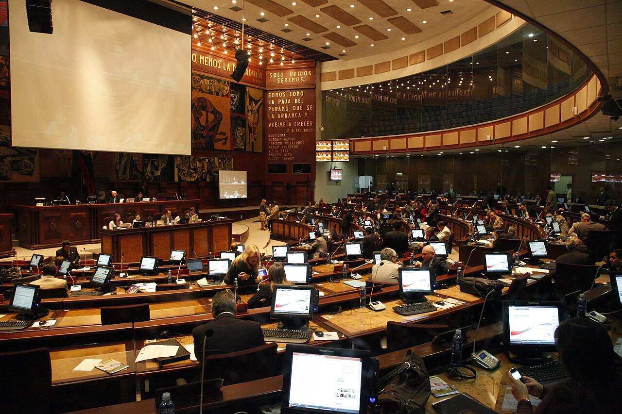 Featured image: The National Assembly of Ecuador during a session ...